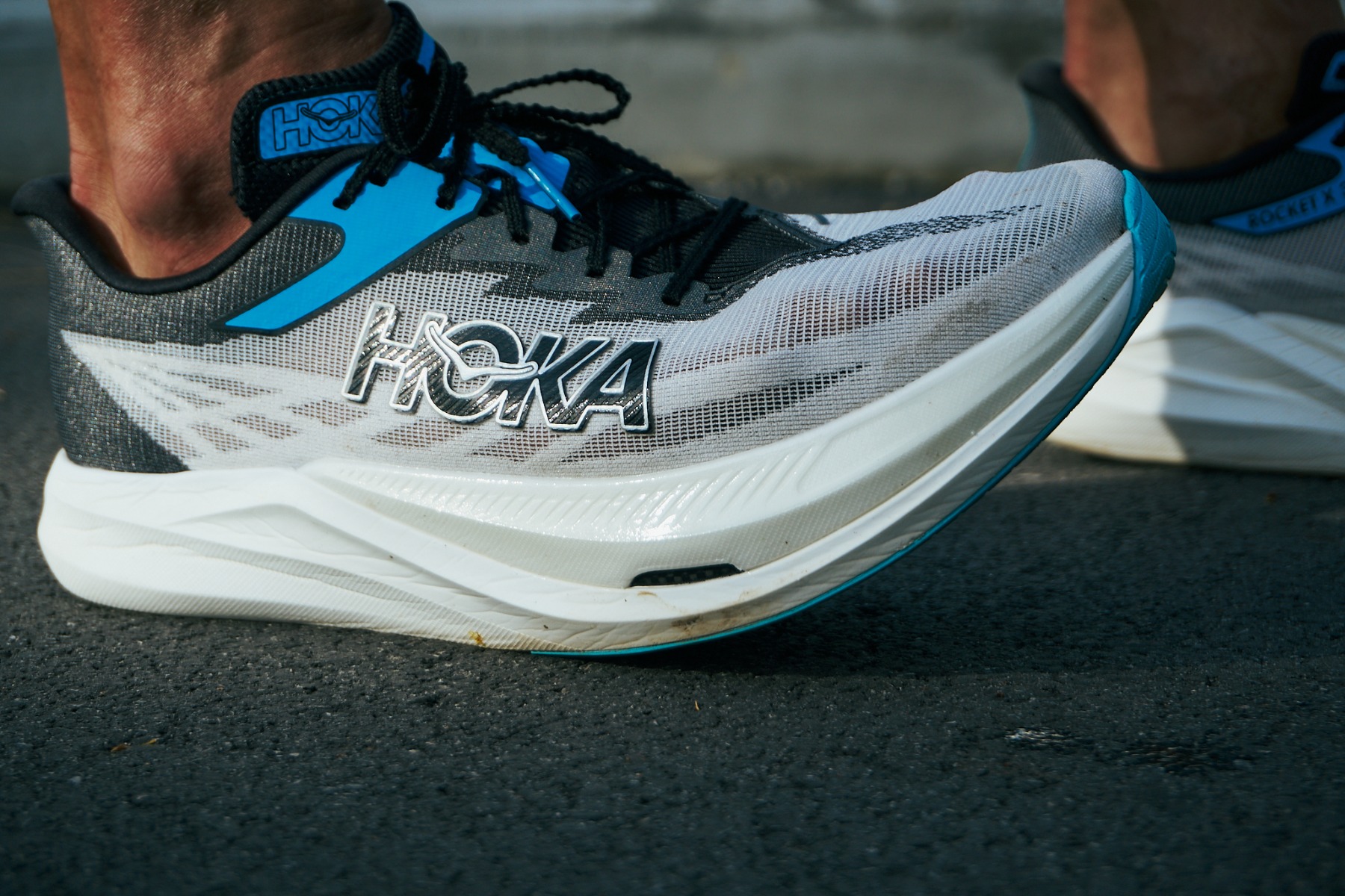 Hoka Rocket X 3 รีวิว | รองเท้าวิ่งคาร์บอนเรือธง หัวเรือตัวแรงอัพเกรด ...